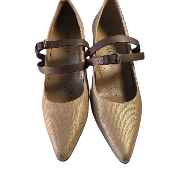 Anyi Lu | Shoes | Anyilu Susanna Heeled Pump | Poshmark